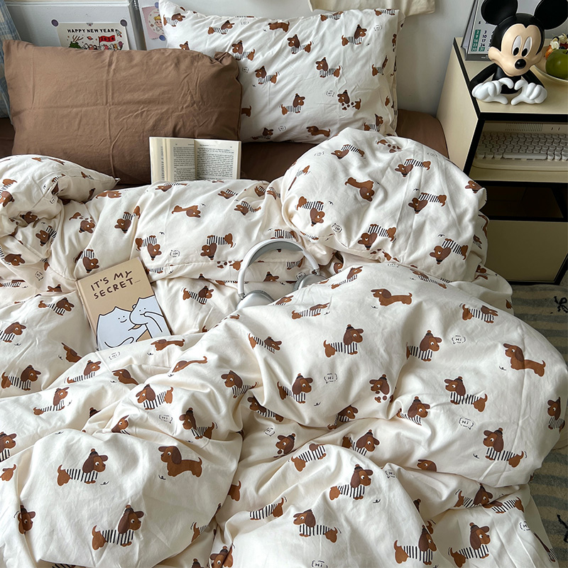 2024学生季少女心小清新印花四件套 0.9m床单三件套被套150*200 腊肠狗狗-找家纺-就上找家纺网